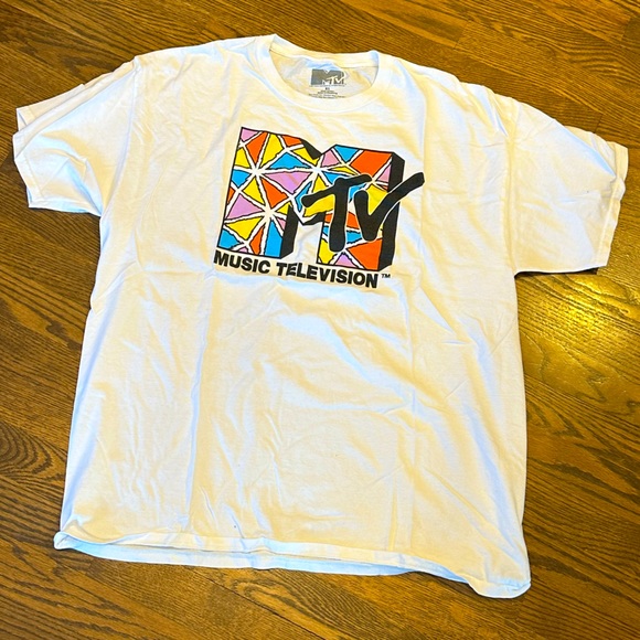 MTV | Shirts | Mens Mtv Colorful Stained Glass Design Tshirt Size Xtra ...